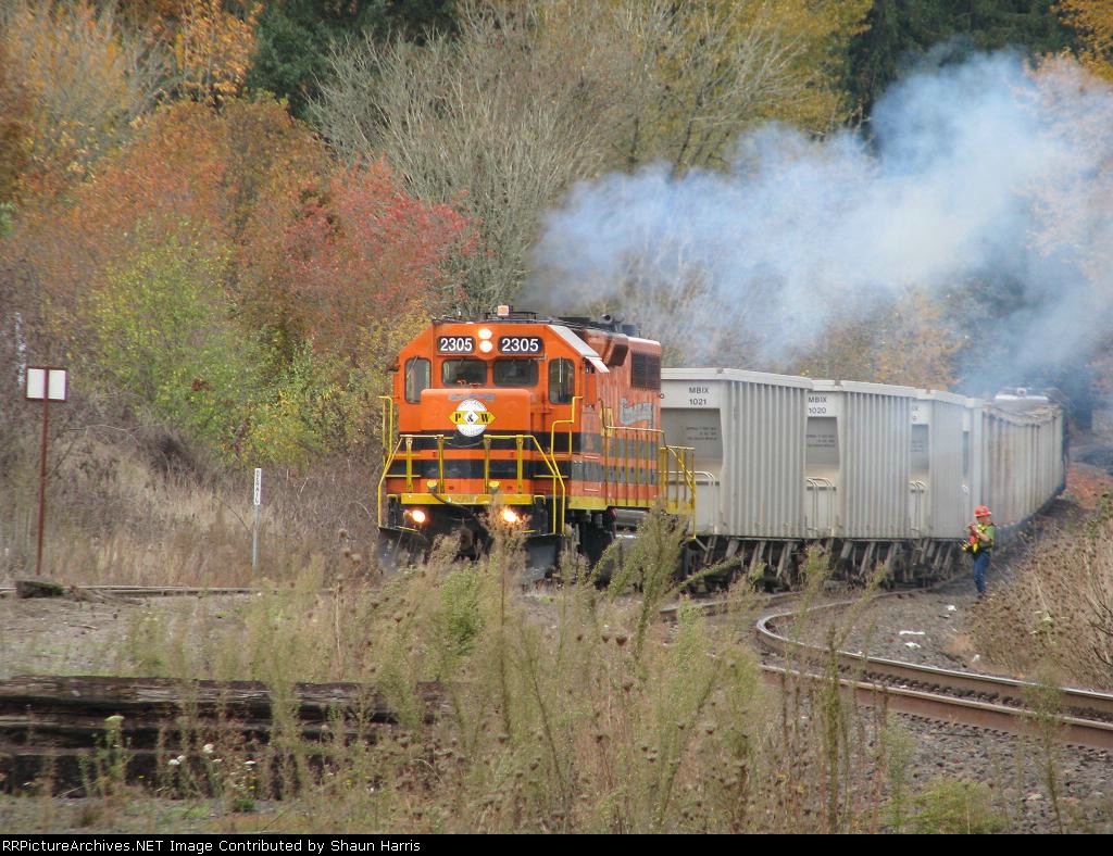 PNWR2305 working hard on the Rock.